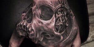 Understanding The Meaning and Symbolism of Skulls | Skullton